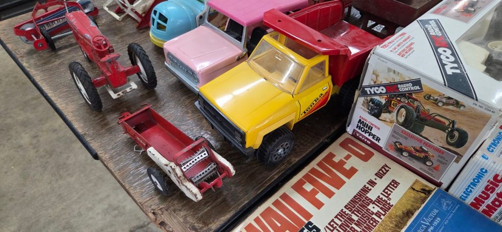 Weekly Tuesday Auction – Corey W. Brown Auctions Inc