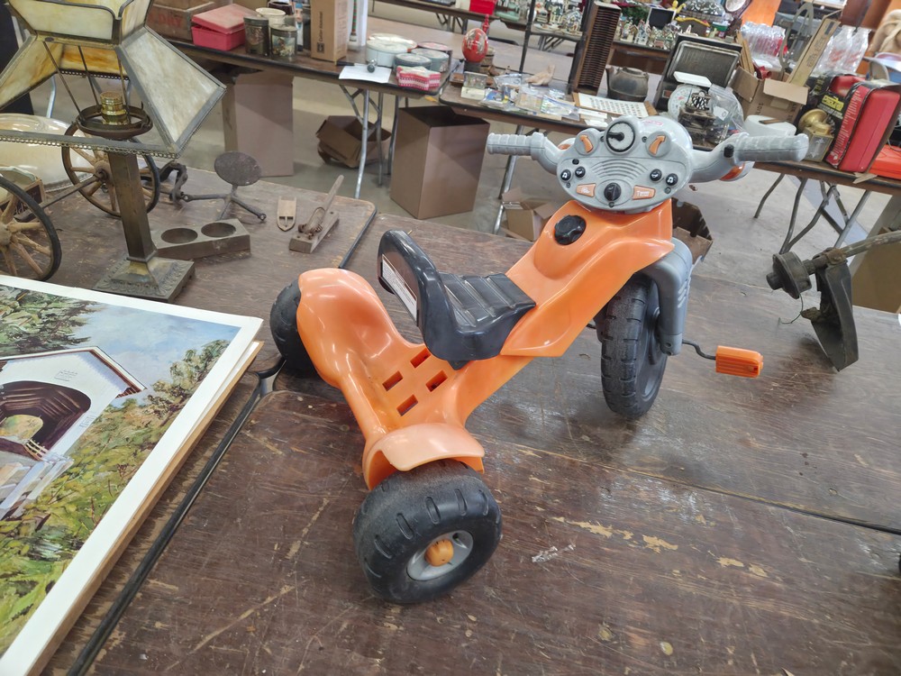 Weekly Tuesday Auction – Corey W. Brown Auctions Inc