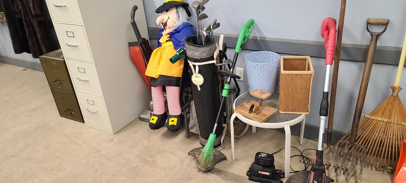 Weekly Tuesday Auction – Corey W. Brown Auctions Inc